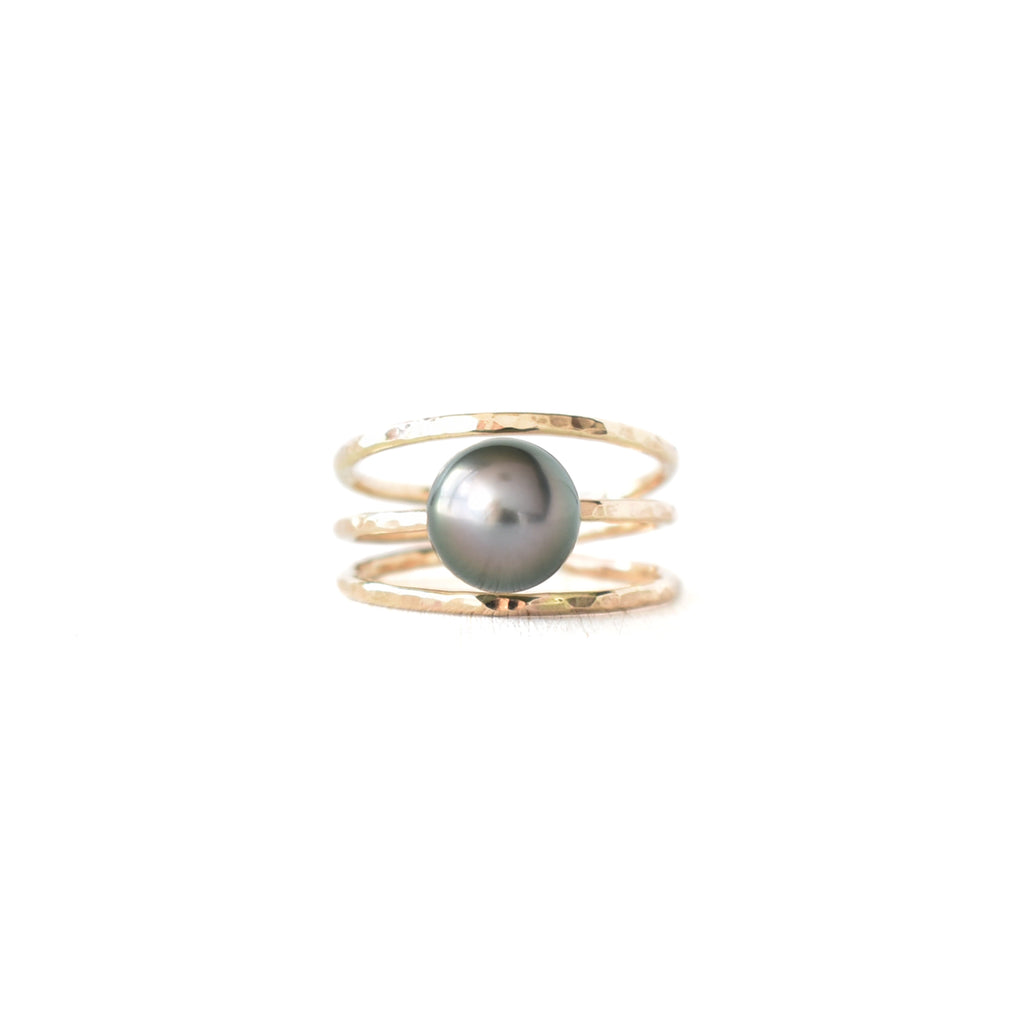 'Ekolu Three Band Ring with Pearl – Yay Hawaii